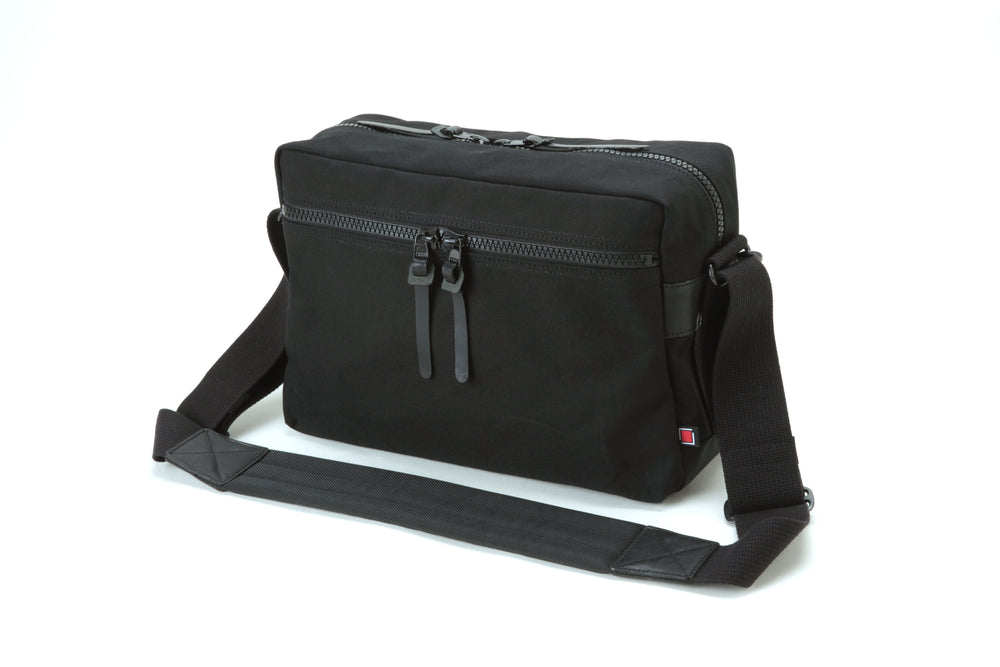 ACAM Signature Camera Bag | Classic Design | Artisan & Artist