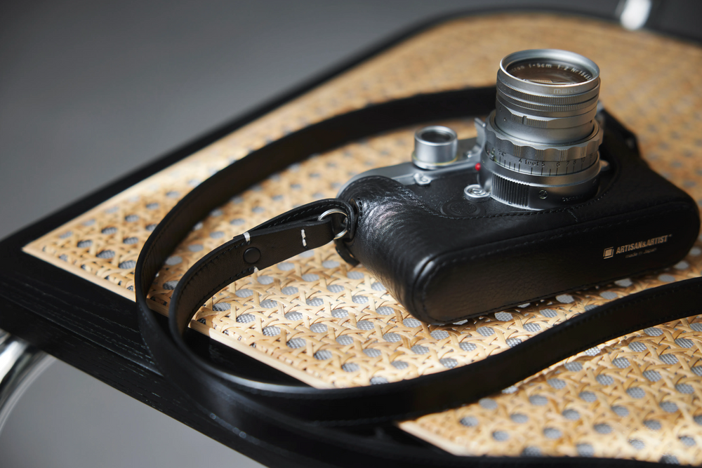 Artisan&Artist Camera Strap Guide